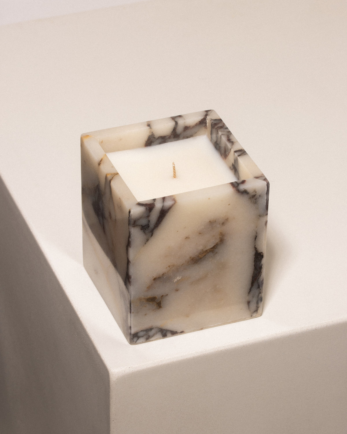 Tone Candle: Hand-Poured Luxury in Calacatta Viola Marble | Non-Toxic
